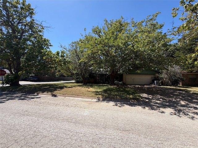 432 Steeple Ridge Rd, Everman, TX 76140