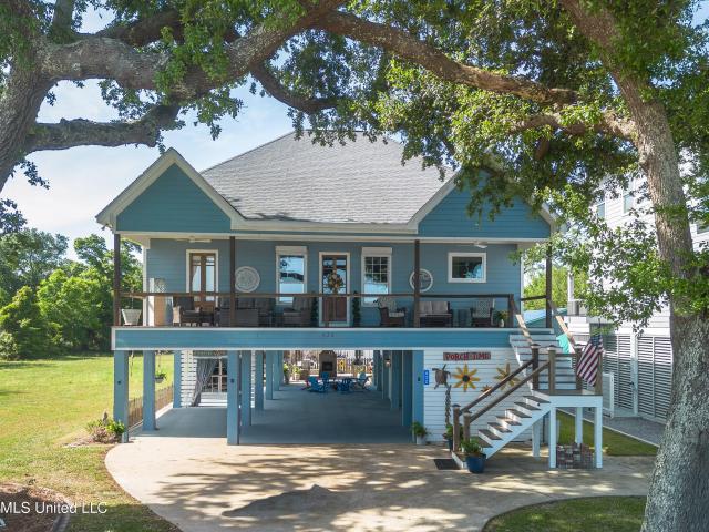 432 W Beach Boulevard
