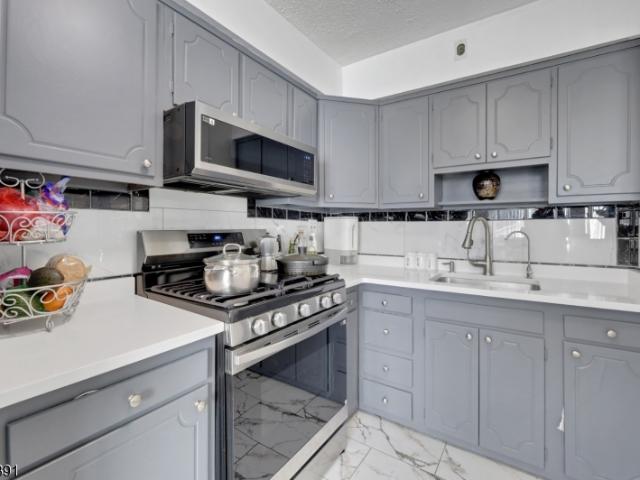 432 Trenton Ave, Unit 7, Paterson, NJ 07503 | MLS #3994 | Compass