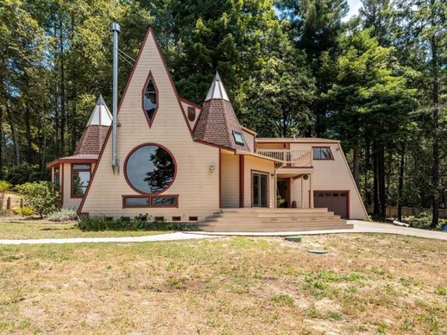 43345 Brushy Ridge Loop, Annapolis, CA 95412