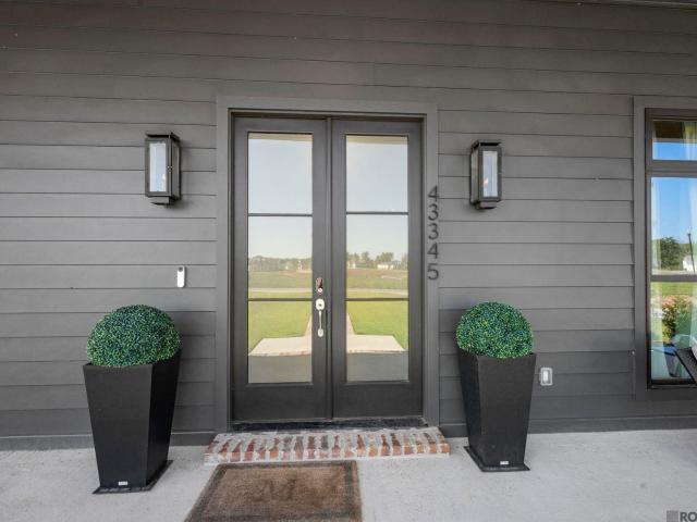 43345 Collyns Cove, Prairieville, USA, LA