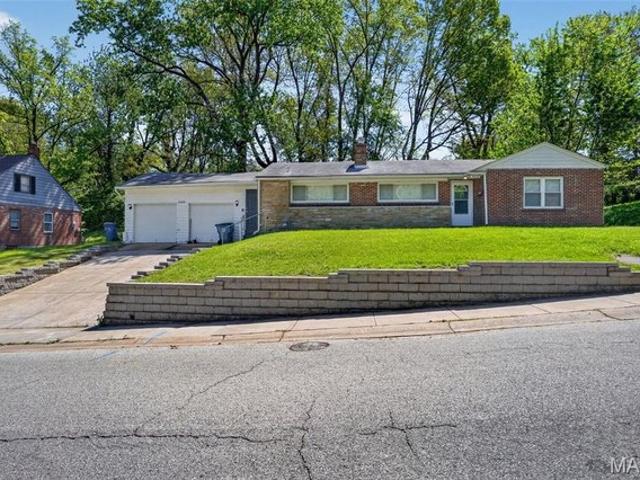 4334 Nelson Dr, Saint Louis, MO 63121