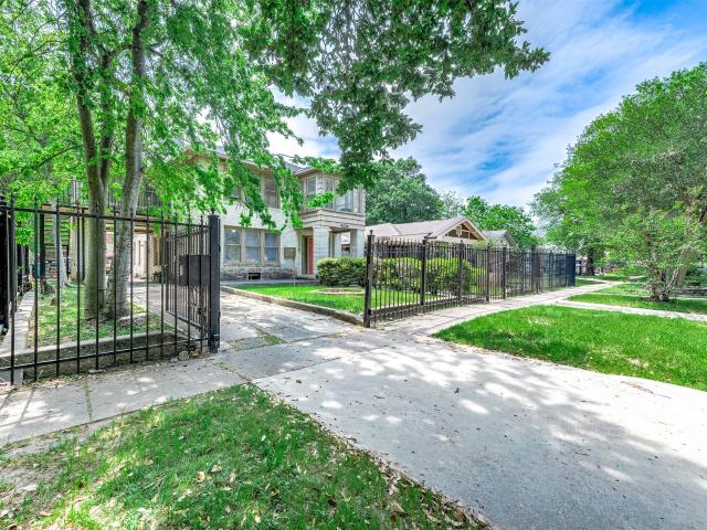4334 Polk St, Houston, TX 77023 | Compass