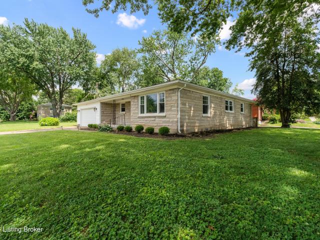 4334 Rockwood Dr