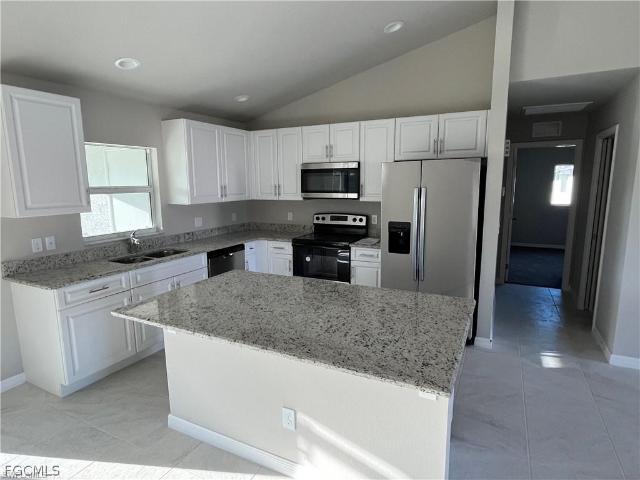 4334 SW 9th Pl, Cape Coral, FL 33914 | MLS #2026010 | Compass