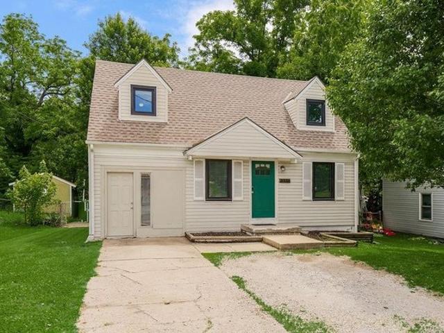 4335 N Oak Trfy, North Kansas City, MO 64116