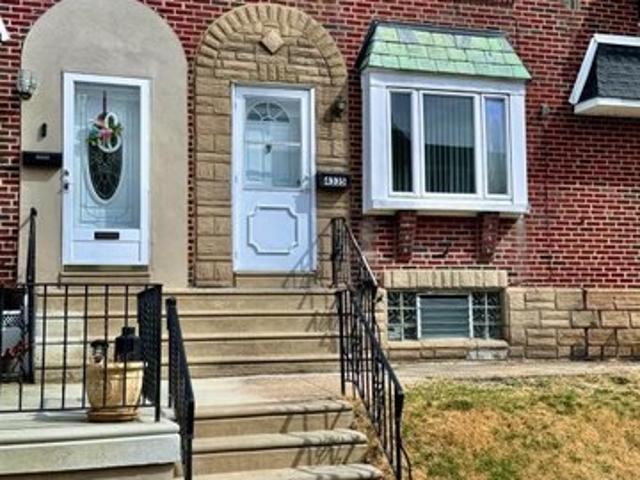 4335 Loring St, Philadelphia, PA 19136