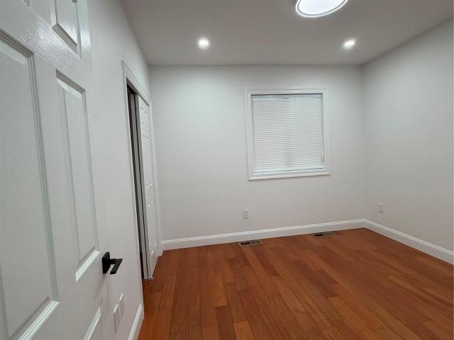 4335 th Street 1R