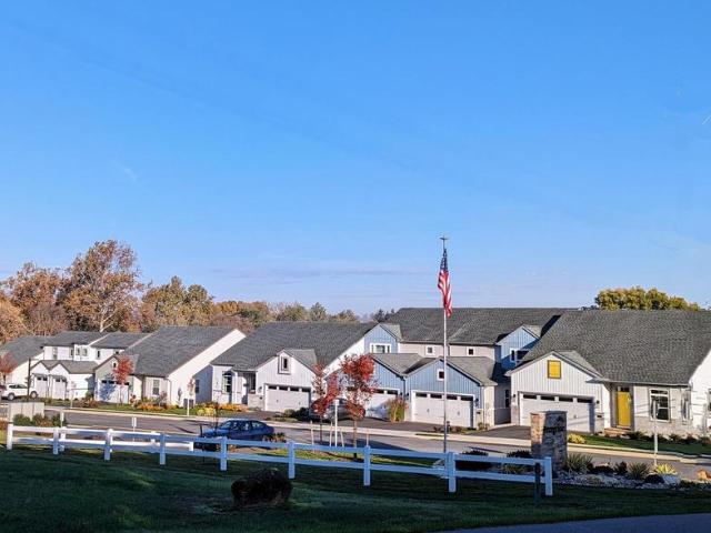 4336 Heather Lane # 11
