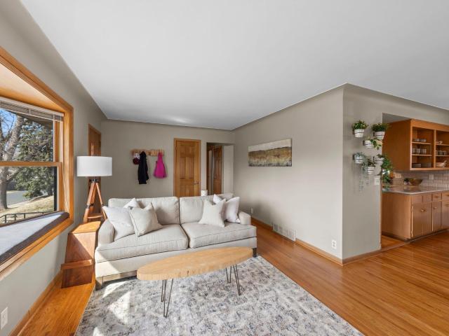 4337 Mcleod Street NE