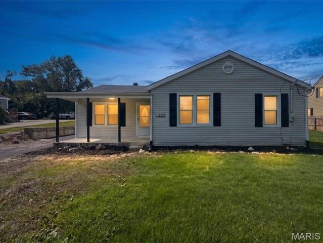 4337 E Swaller Rd, Imperial, MO 63052