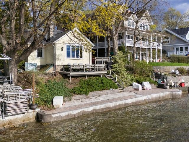 4338 E Lake Road