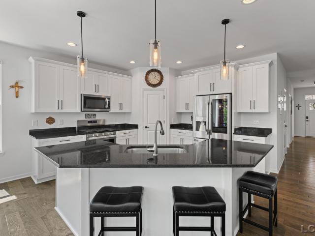 4338 Rolling Meadow Lane