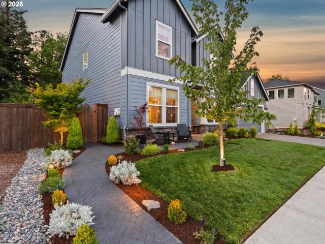 4339 nw water lily pl