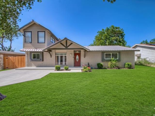 4339 Bright Sun St, San Antonio, TX 78217