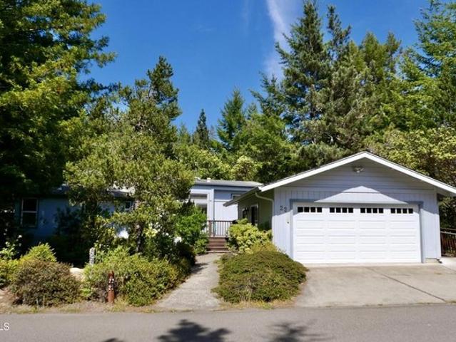 43300 Little River Airport Rd Spc 22, Little River, CA 95456
