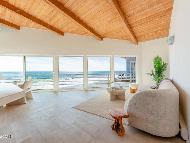 43300 Pacific Coast Highway