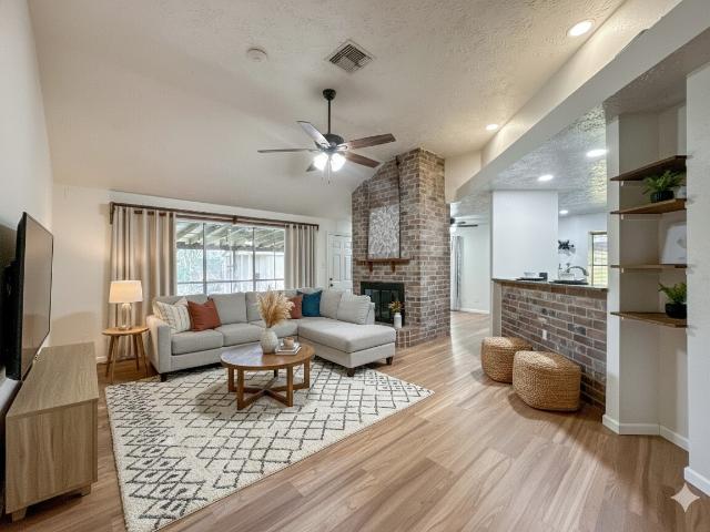 4330 Glen Avon Drive