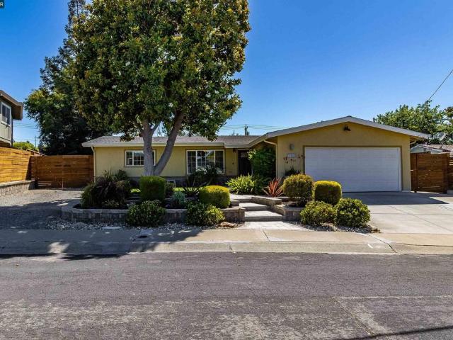 4330 Grammercy Ln