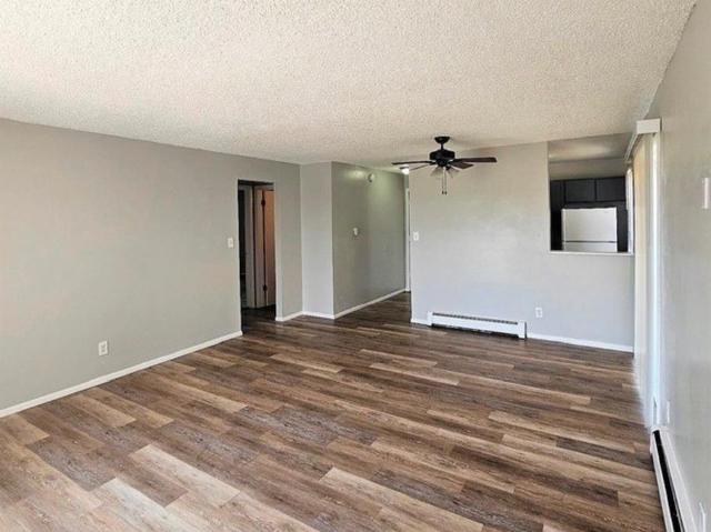 4330 Loomis Avenue # 2