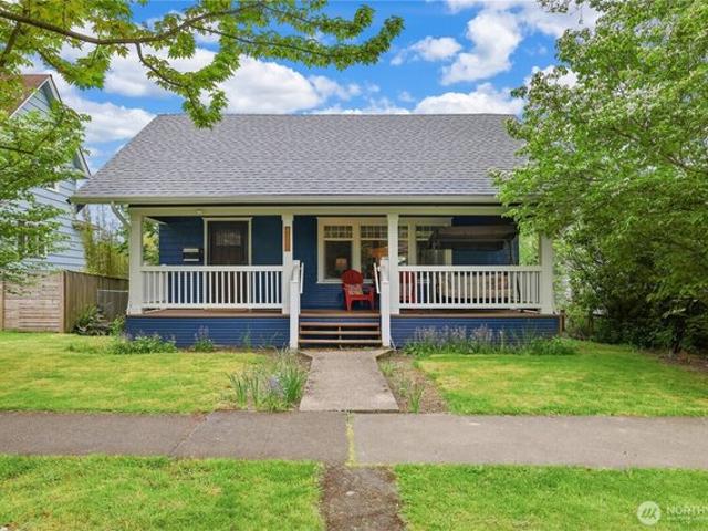 4330 Tacoma Ave S, Tacoma, WA 98418