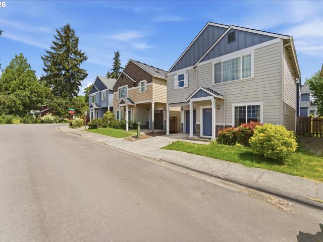 4332 SW 183RD TER