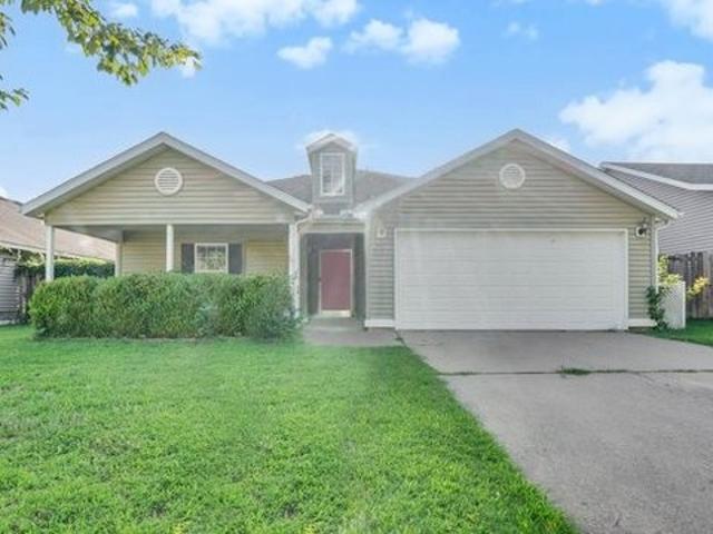4332 W Serviceberry Dr, Fayetteville, AR 72704