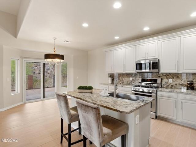 4333 N Sunset Cliff Dr, Tucson, AZ 85750