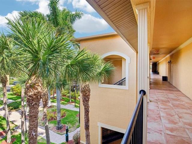 4333 Bayside Village Dr Apt 322, Tampa, FL 33615