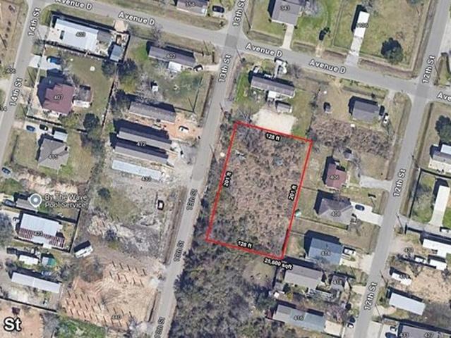 433 13th St, San Leon, TX 77539