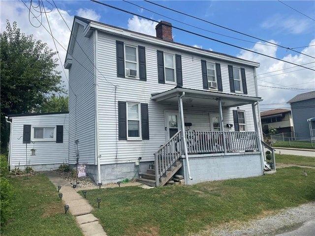 433 435 Blf, Belle Vernon, PA 15012