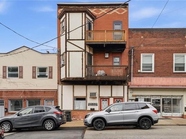 433 Cavitt Ave, Trafford, PA 15085