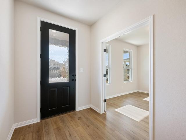 433 Carr Dr