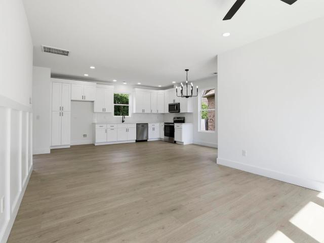 433 Ambiance Court