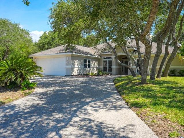433 Augusta Dr, Rockport, TX 78382
