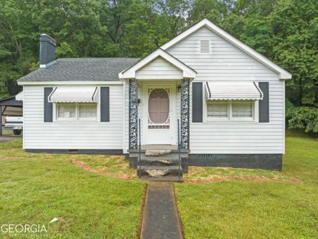 433 Banks St, Cornelia, GA 30531