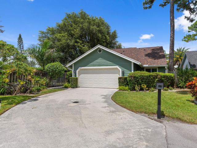 433 Goldenwood Way, Wellington, US, FL