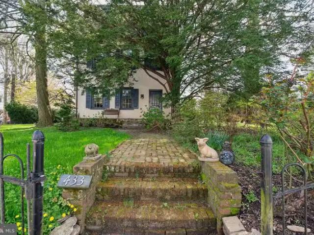 433 Green Ln, Philadelphia, PA 19128 MLS PAPH2345350