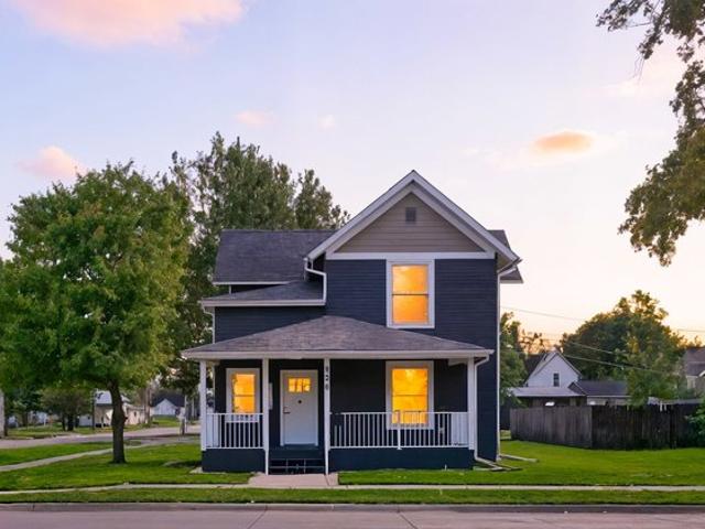 433 E Washington St, Washington, IA 52353