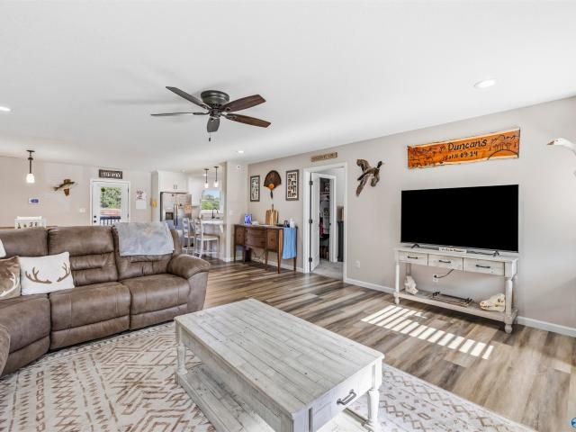 433 Fourth Ave