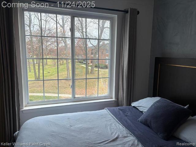 433 Fox Hills Drive # 5