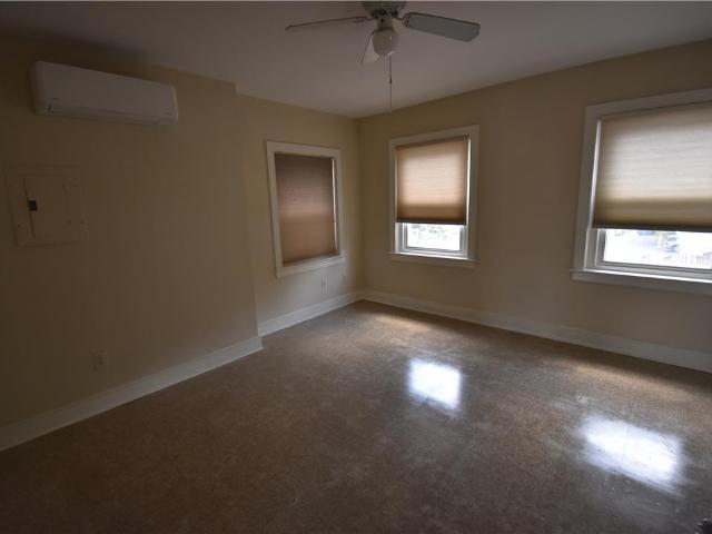 433 Ferry Street 3