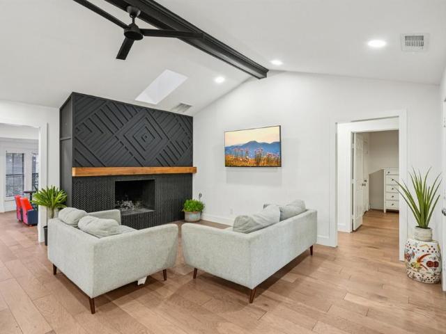 433 Fieldwood Drive