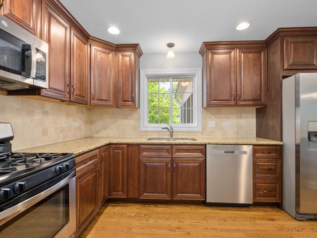 433 Hackberry Road