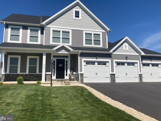 433 Hartford Dr, Chambersburg, PA 17202