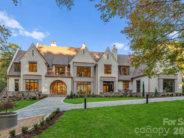 433 Highland Forest Dr, Charlotte, NC 28270