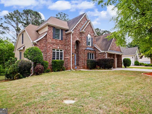 433 Lake Forest Drive