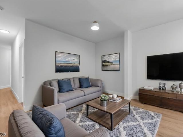433 Lincoln Ave # B8