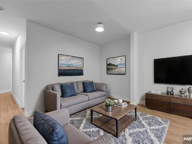 433 Lincoln Avenue # C008B