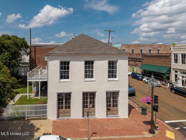 433 Main Street